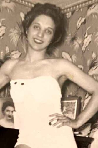 Anna Mix 1932-2023 | News, Sports, Jobs - Tribune Chronicle